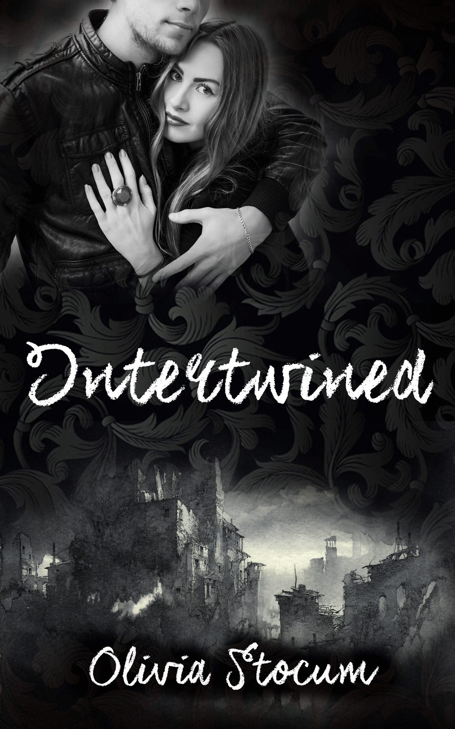 Intertwined (The Tangled Moon Saga, #2) by Olivia Stocum | Goodreads