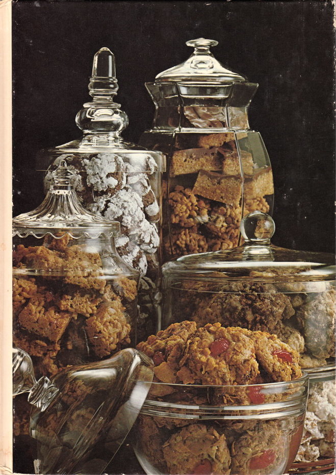 The Cookies and Candy Cookbook by Southern Living Inc. | Goodreads