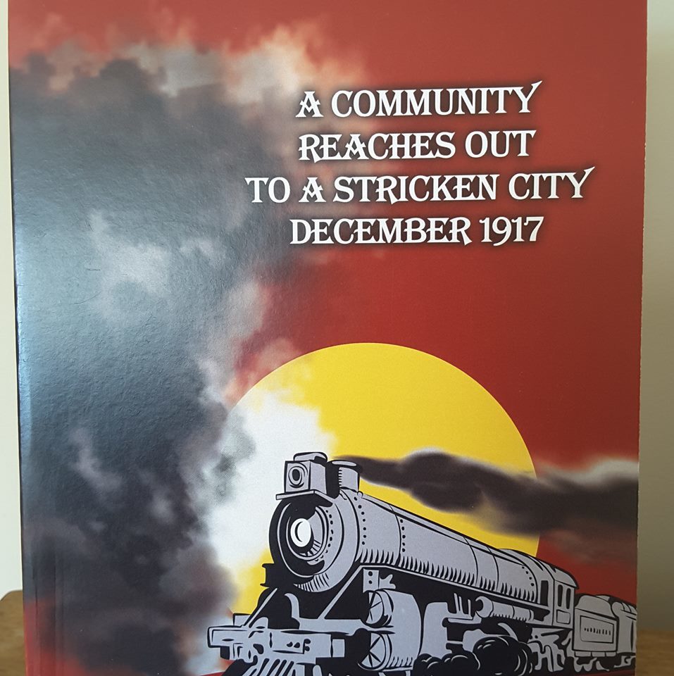 A Helping Hand: A Community Reaches Out to A Stricken City December ...
