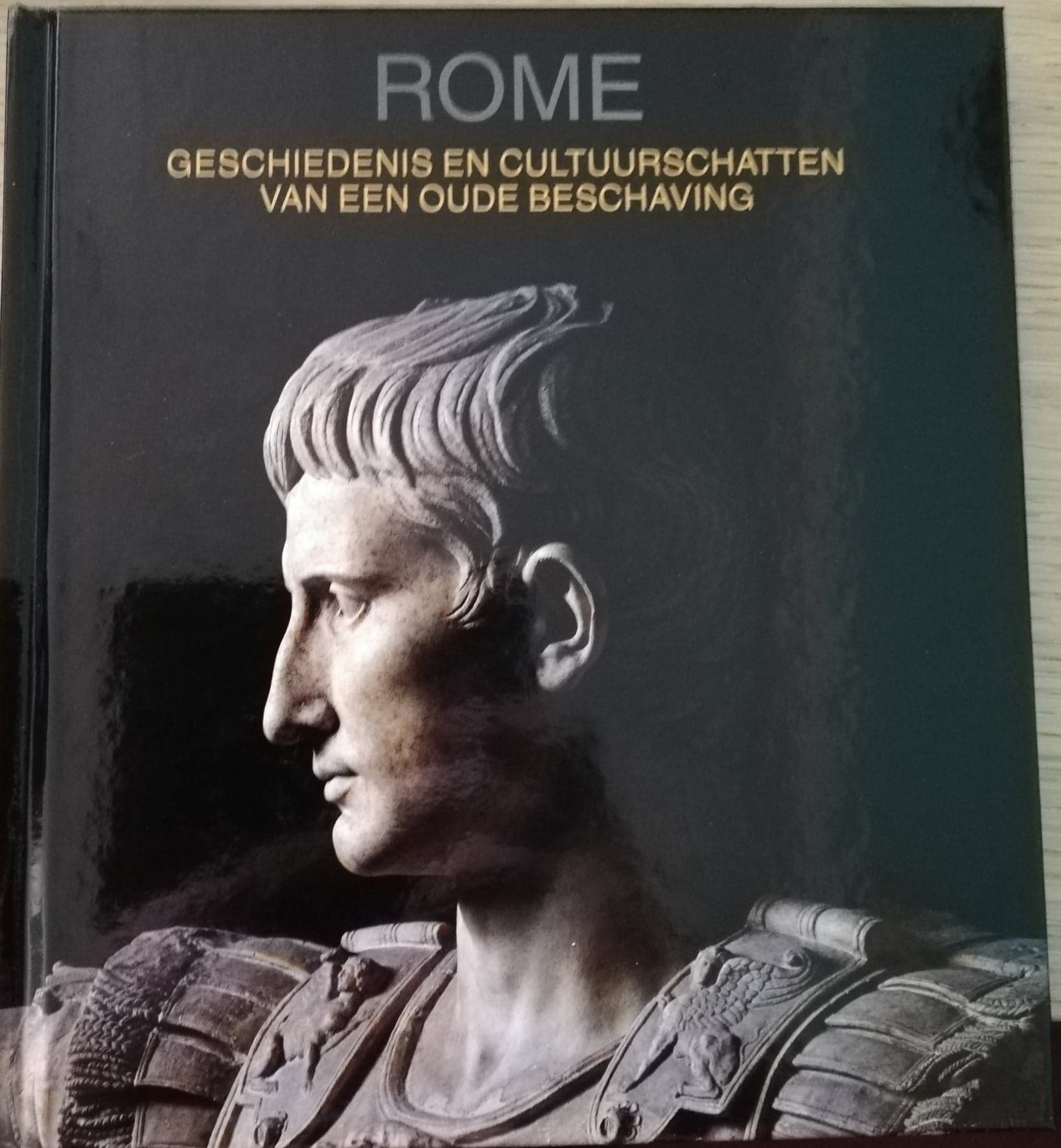 Rome: geschiedenis cultuurschatten van een oude beschaving by Maria ...