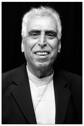 الساعة الأخيرة by سعدي يوسف | Goodreads