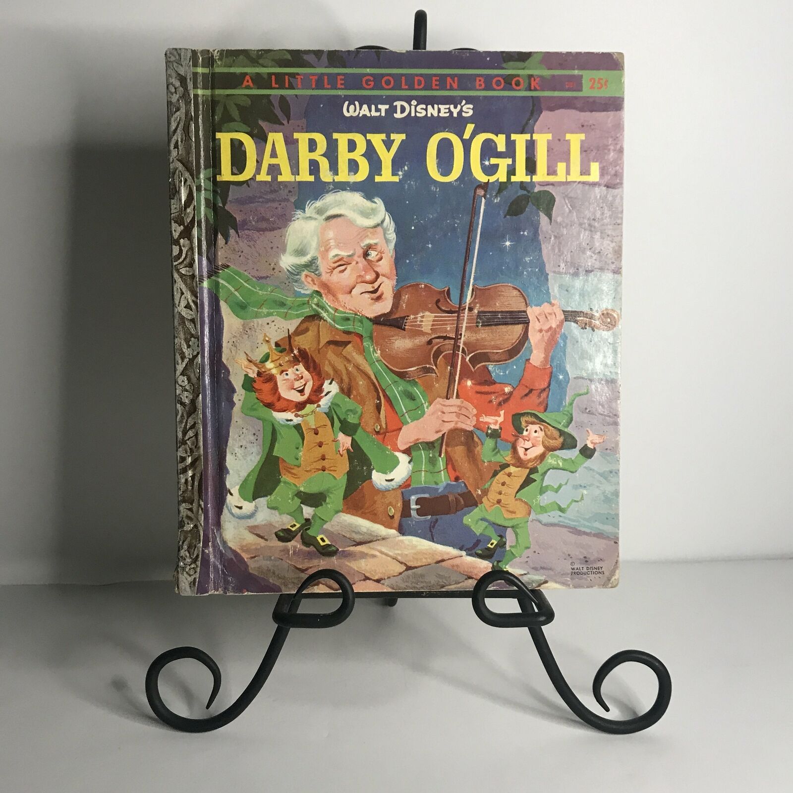 Walt Disney's Darby O'Gill by Walt Disney Company | Goodreads
