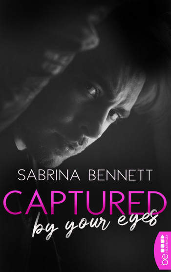 Captured by your eyes by Sabrina Bennett | Goodreads