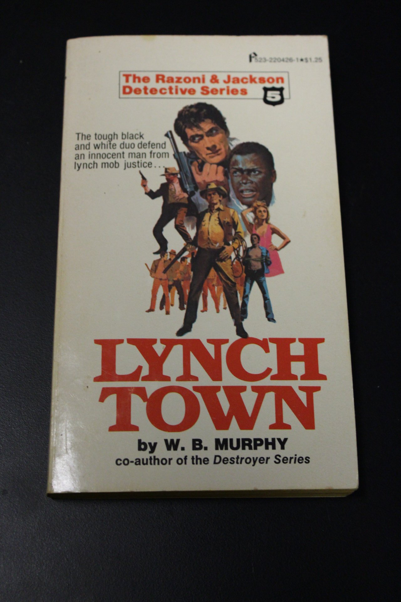 Lynch Town: The Razoni and Jackson Detective Series #5) by Warren ...