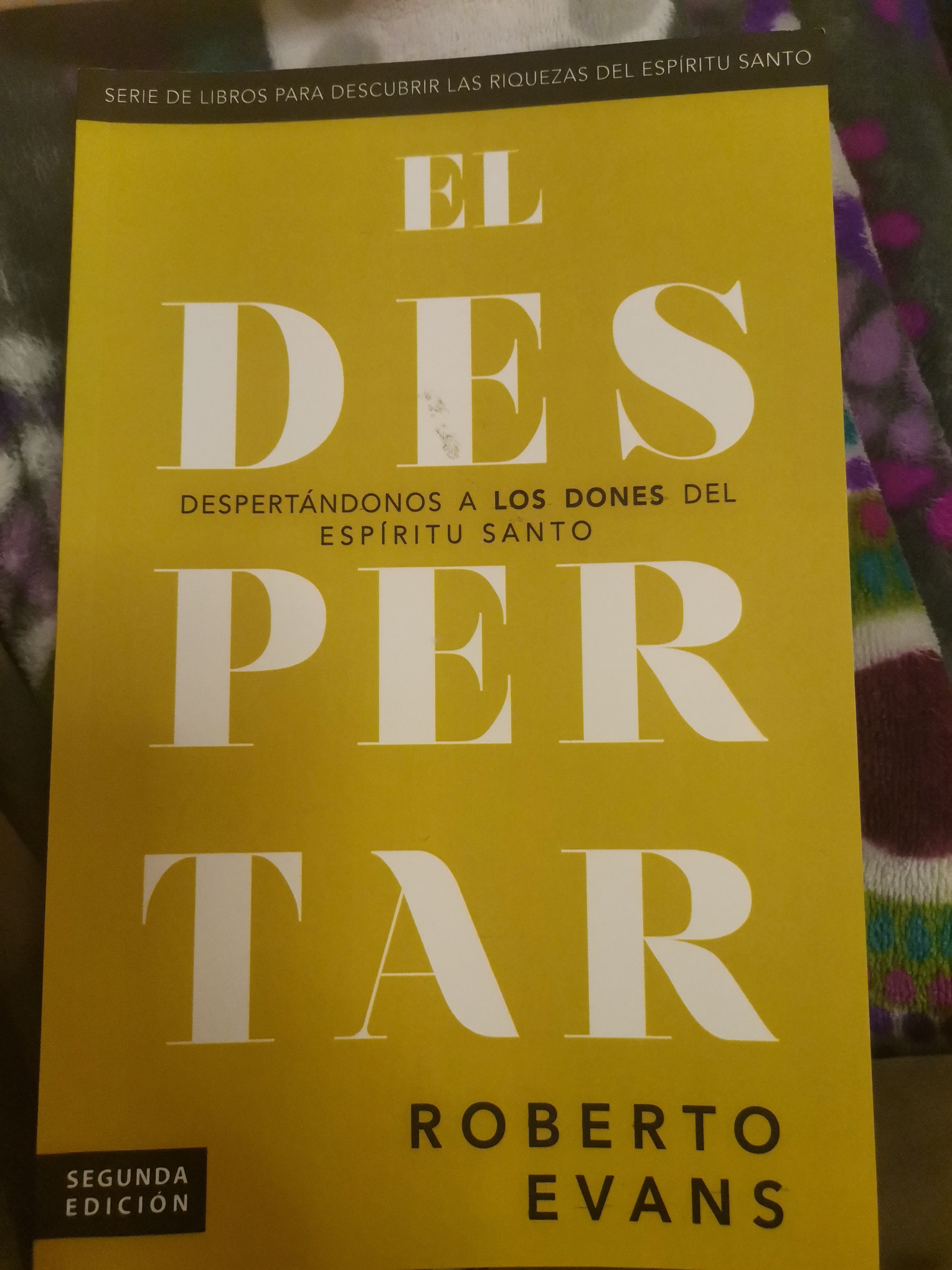El despertar: despertandonos a los dones del Espíritu Santo by Roberto ...