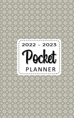 2022-2023 Pocket Planner Lucky Leaf : Two-Year Monthly Calendar Planner ...
