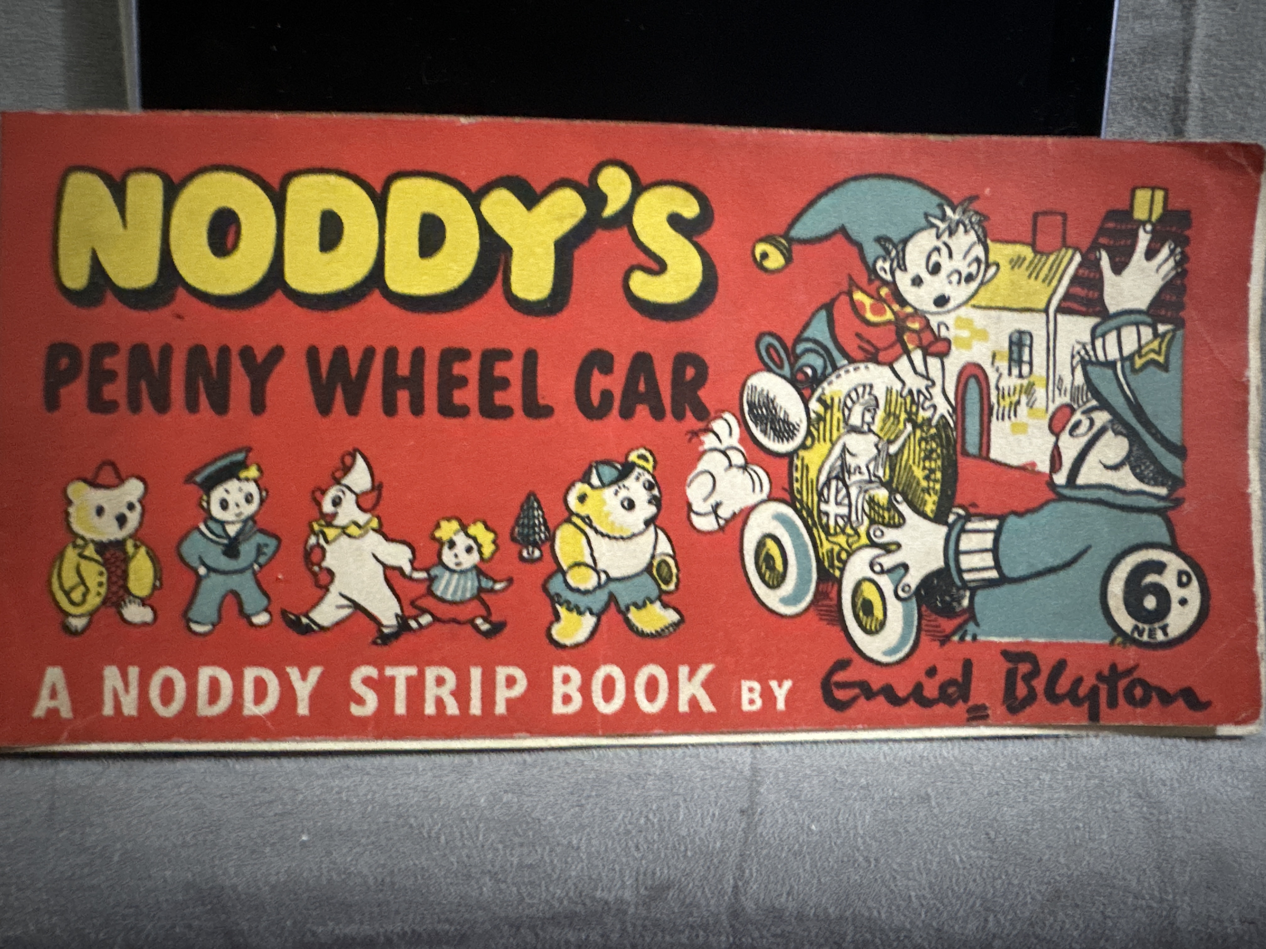 Noddy’s Penny Wheel Car A Noddy Strip Book by Enid Blyton | Goodreads