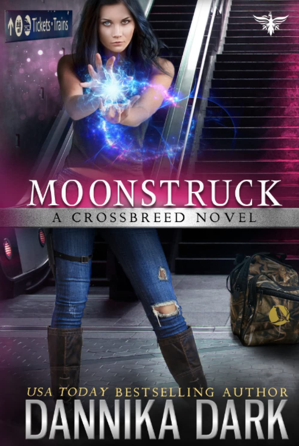 Moonstruck (Crossbreed #7) by Dannika Dark | Goodreads