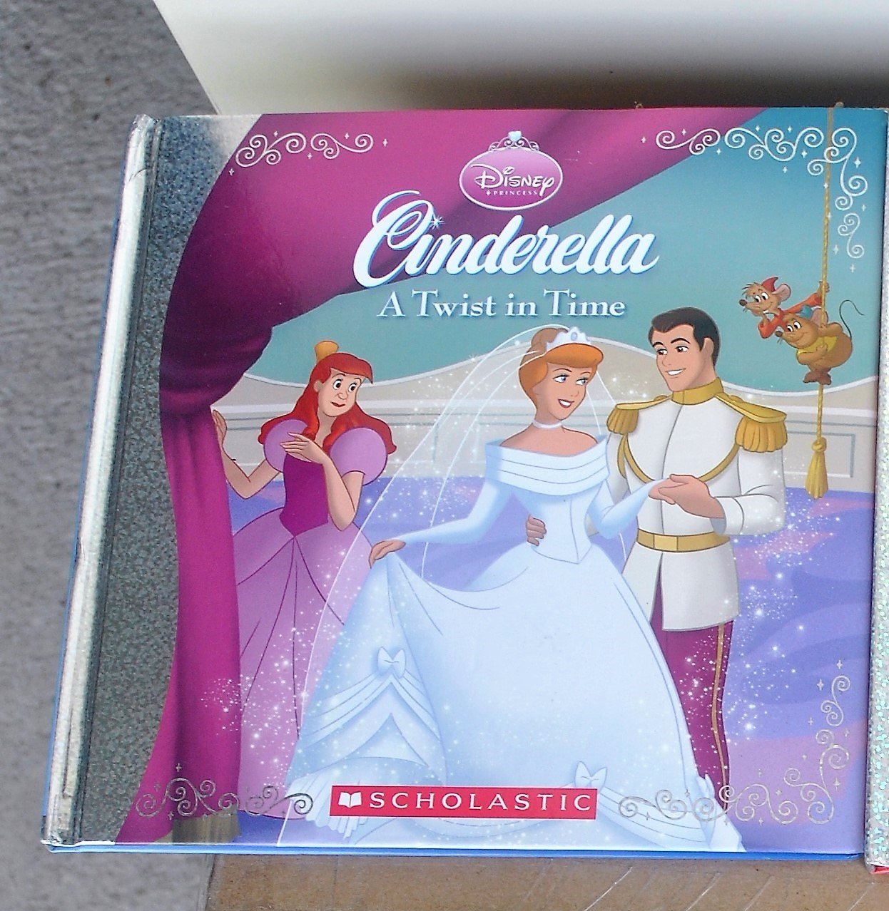 Disney Princess - Cinderella - A Twist in Time by unknown author ...