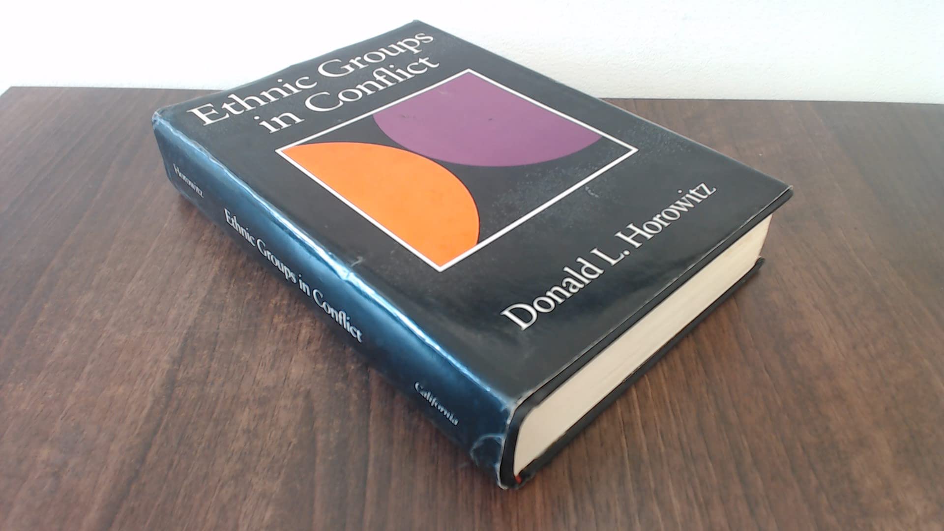 Ethnic Groups in Conflict by Donald L. Horowitz | Goodreads