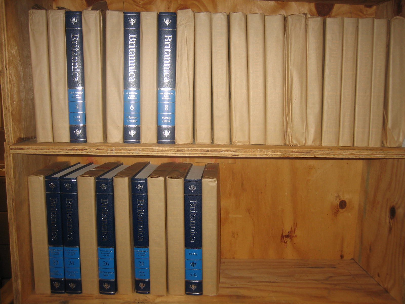 Encyclopaedia Britannica by Robert McHenry | Goodreads