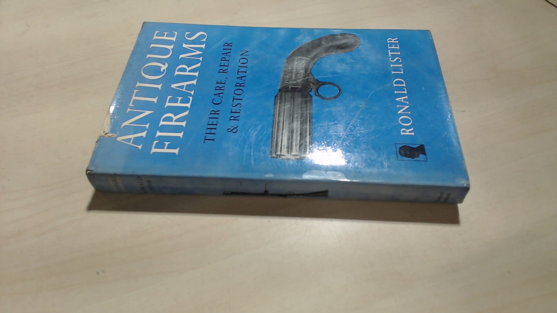 Antique Firearms by Ronald Lister | Goodreads
