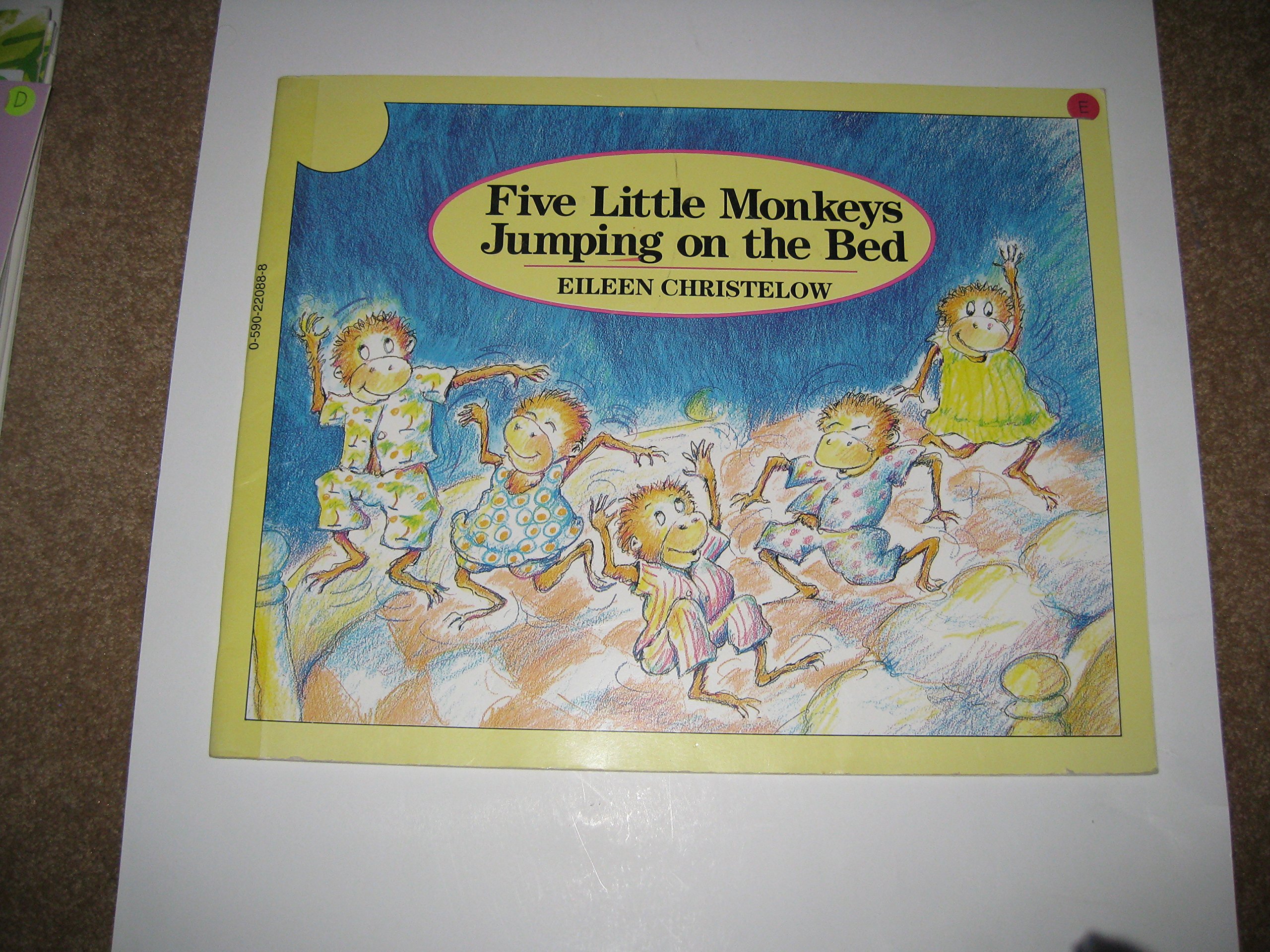 Big Book - Five Little Monkeys Jumping On The Bed by Eileen Christelow ...