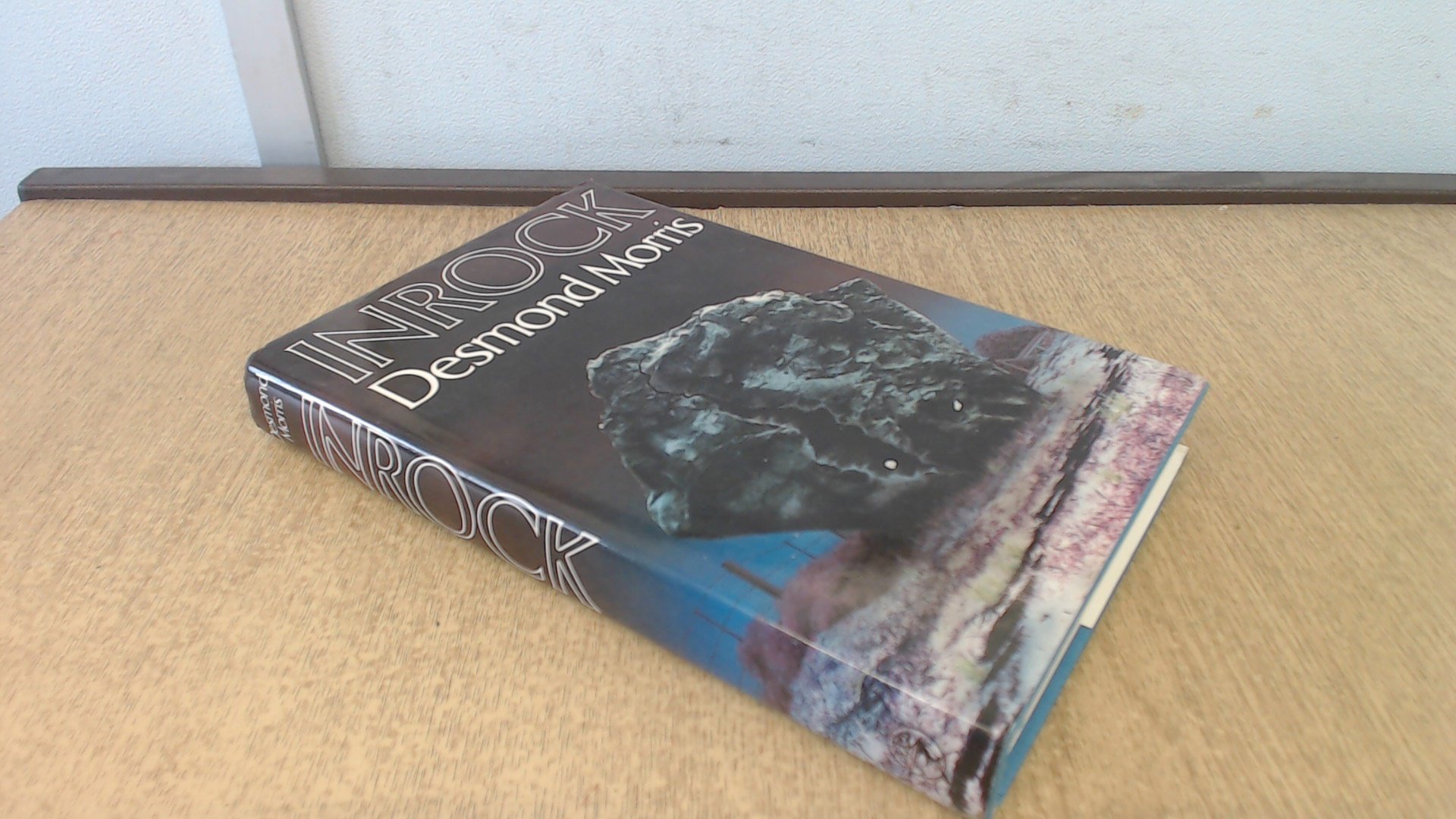 Inrock by Desmond Morris | Goodreads
