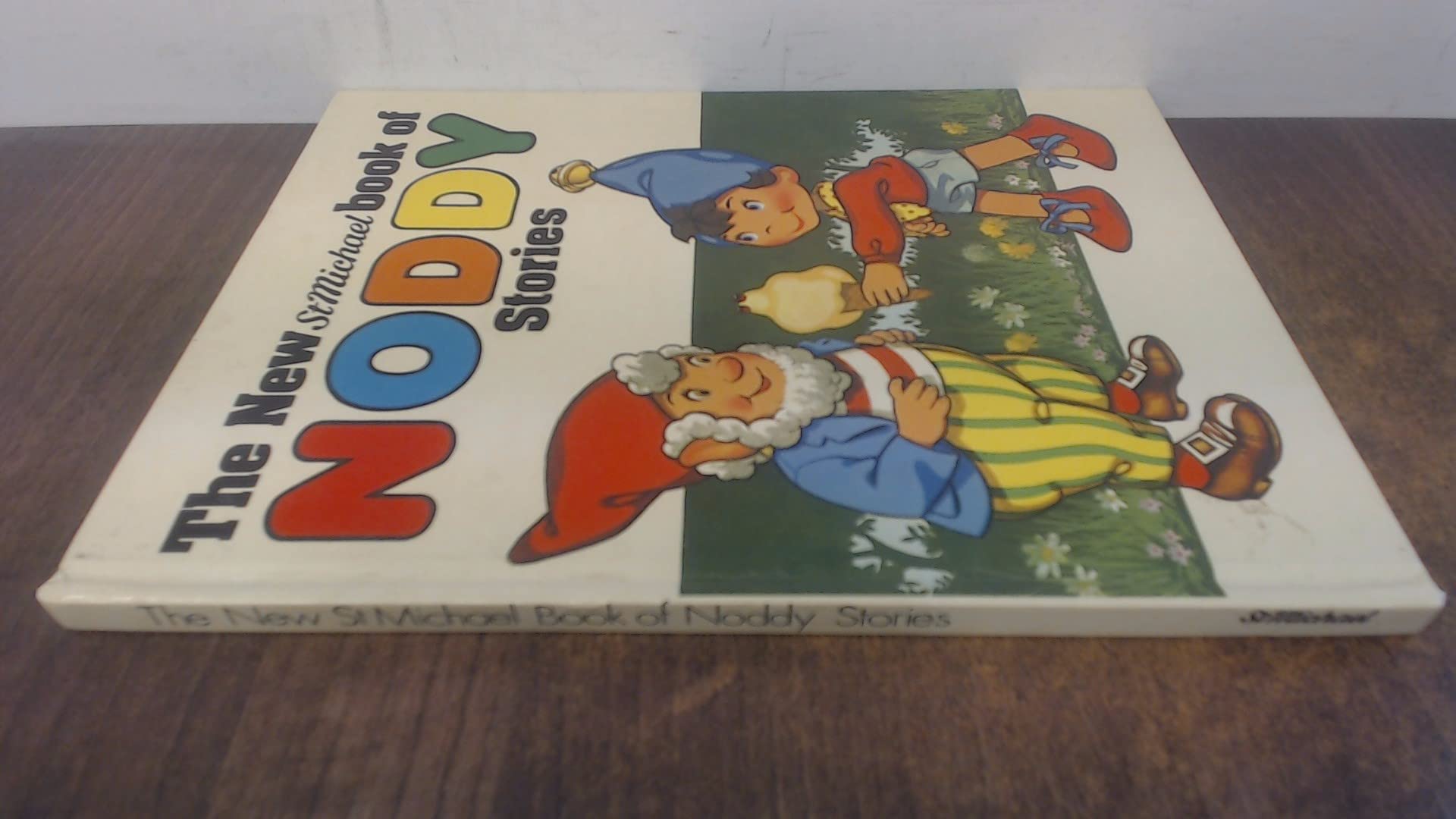 THE NEW ST MICHAEL BOOK OF NODDY STORIES [Hardcover] by Blyton, Enid by ...