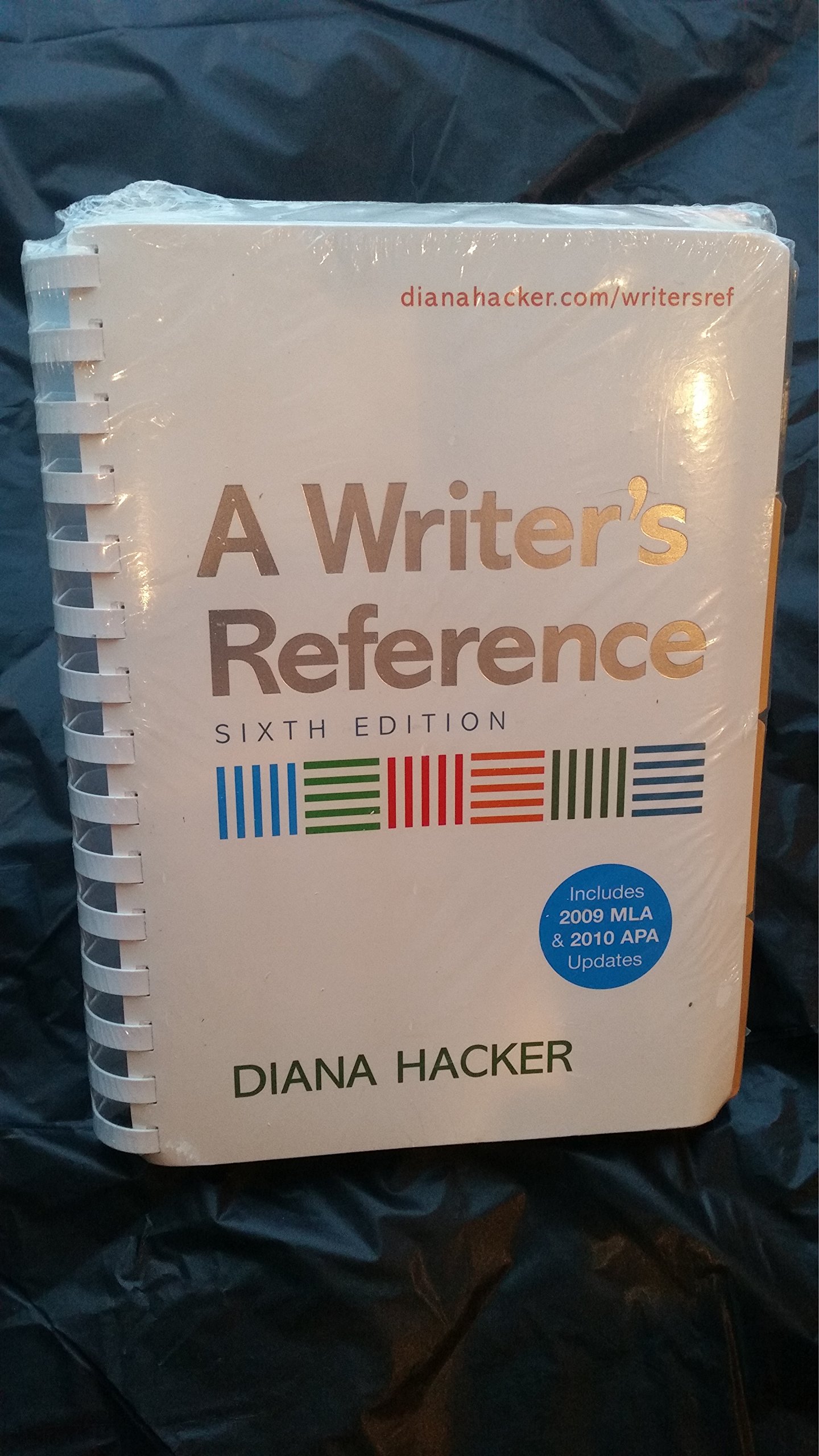 Writer's Reference with 2009 MLA and 2010 APA Updates & Research Pack ...