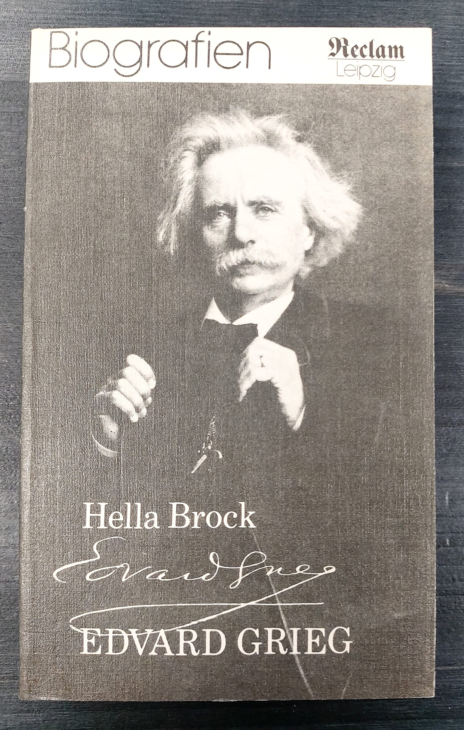 Edvard Grieg (Biografien) (German Edition) by Hella Brock | Goodreads
