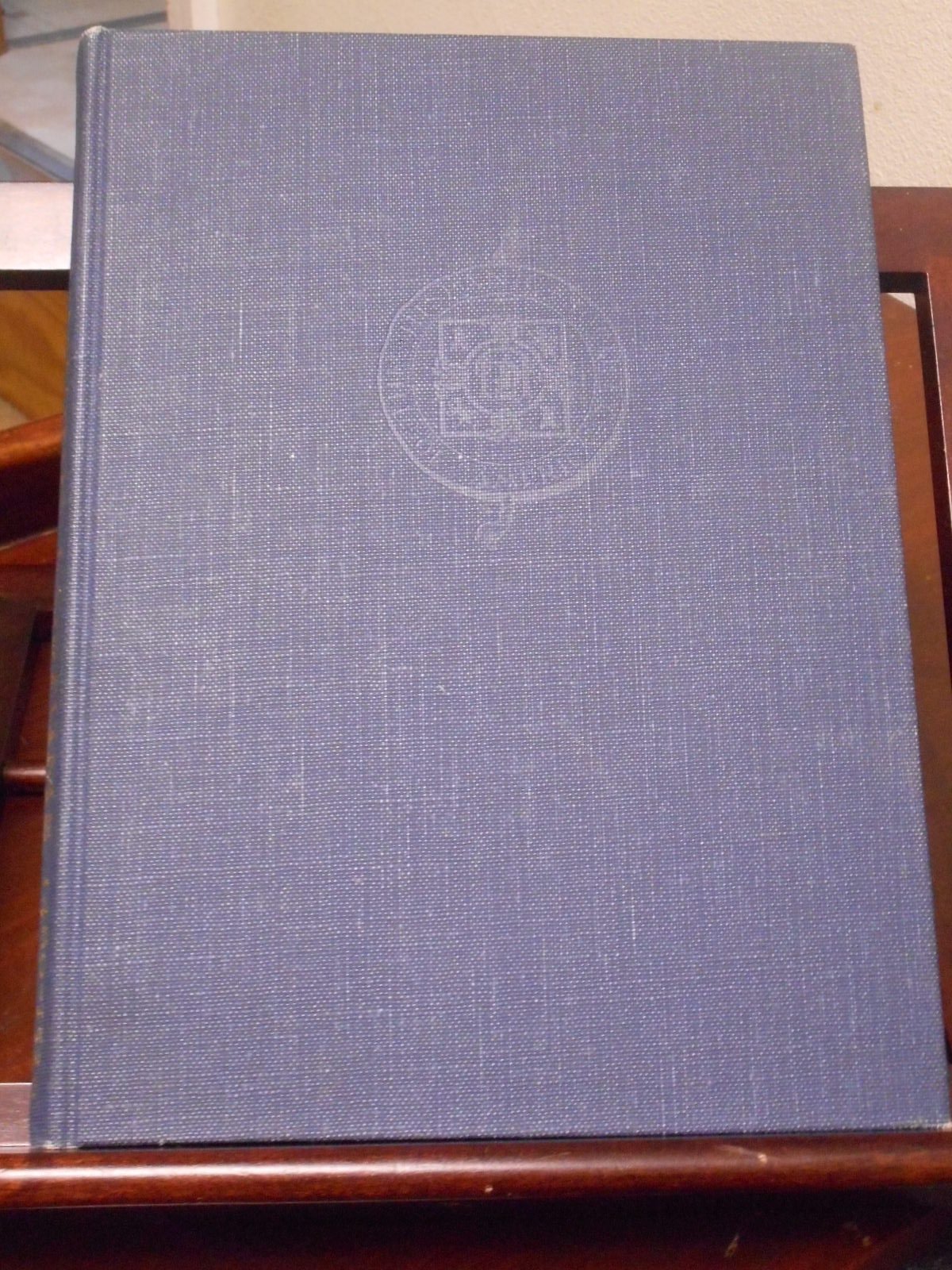 Hispanic Costume: 1480 - 1530 by Ruth M. Anderson | Goodreads