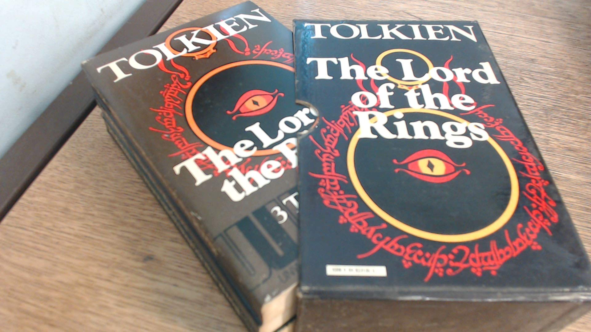Return of the King / Fellowship of the Ring / Two Towers / Hobbit by J ...