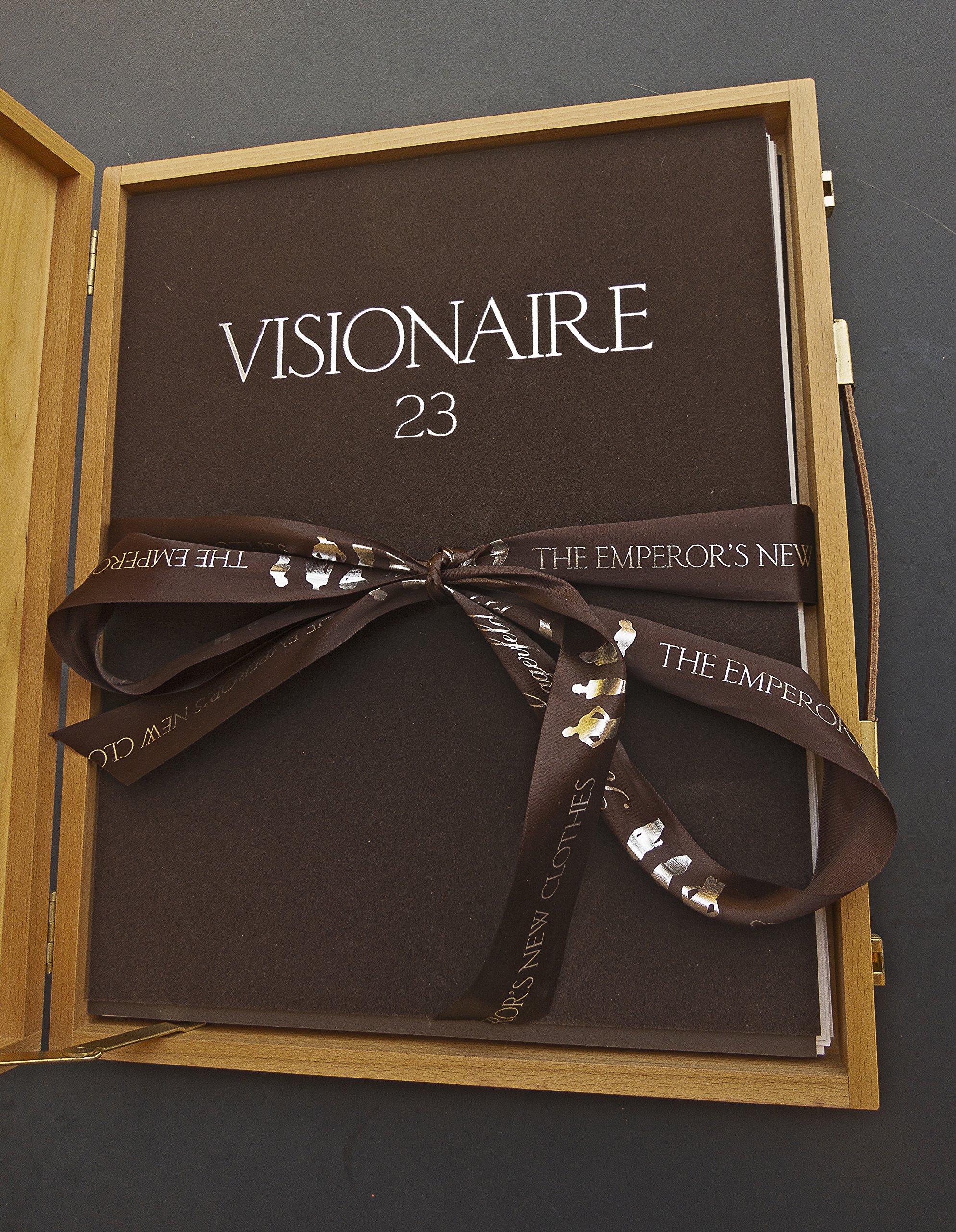 Visionaire #23 : The Emperor's New Clothes by Karl Lagerfeld | Goodreads