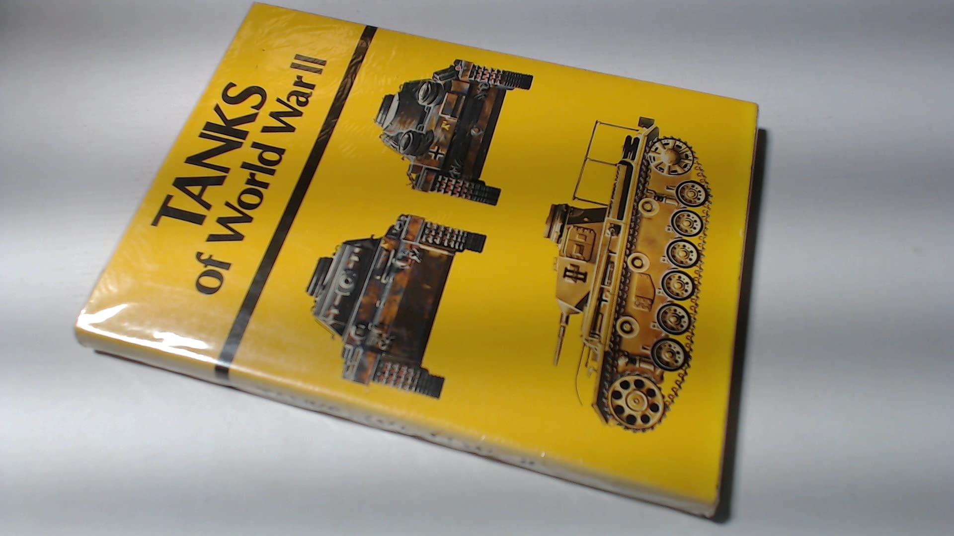 Tanks of World War II by Duncan Crow | Goodreads