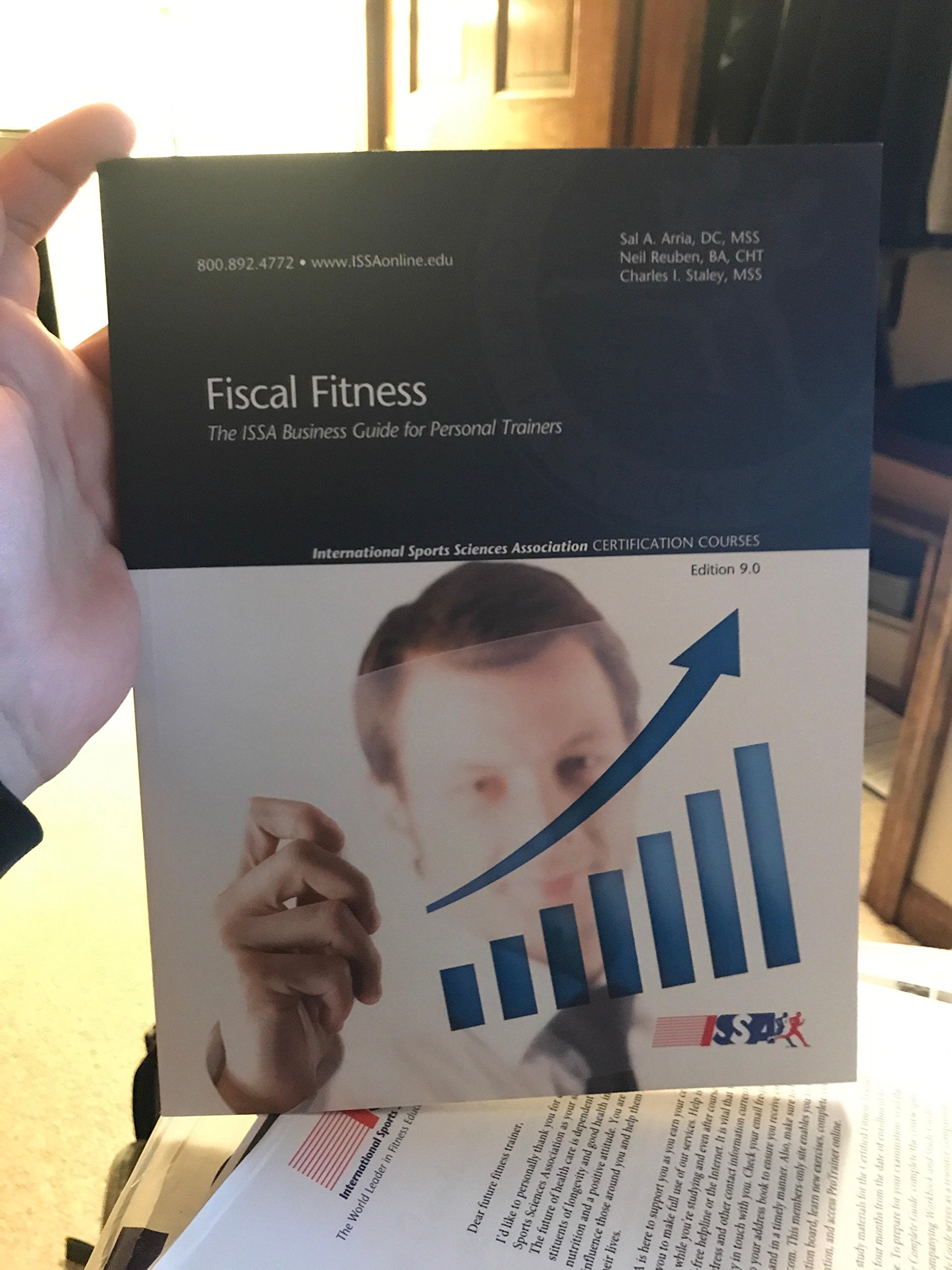 ISSA Fitness: The Complete Guide Edition 9.0 by International Sports ...