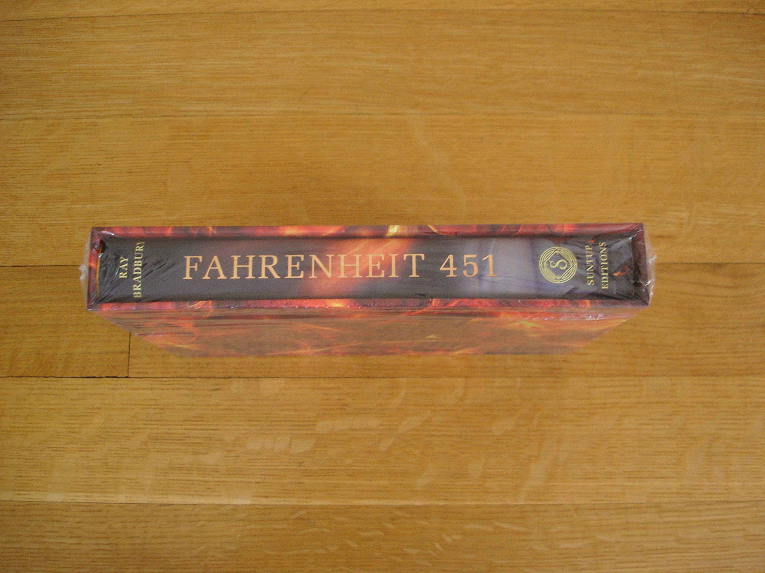 Fahrenheit 451 Artist Gift Edition by Ray Bradbury | Goodreads