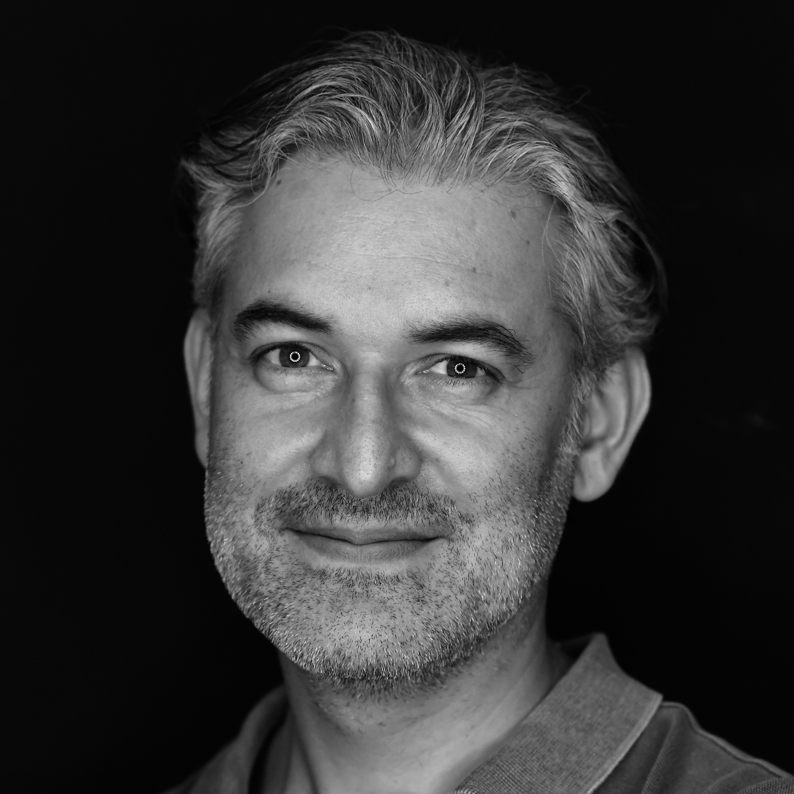 Erkan Ozgur Yilmaz Photography's Amazon Page