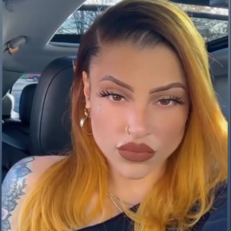 Raquel aka KILLAH's Amazon Page