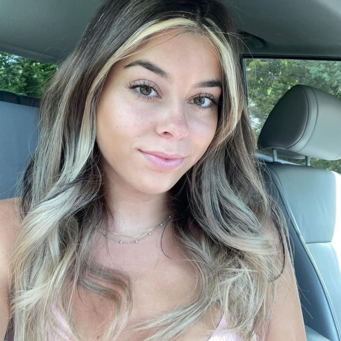 alexa quinn's Amazon Page