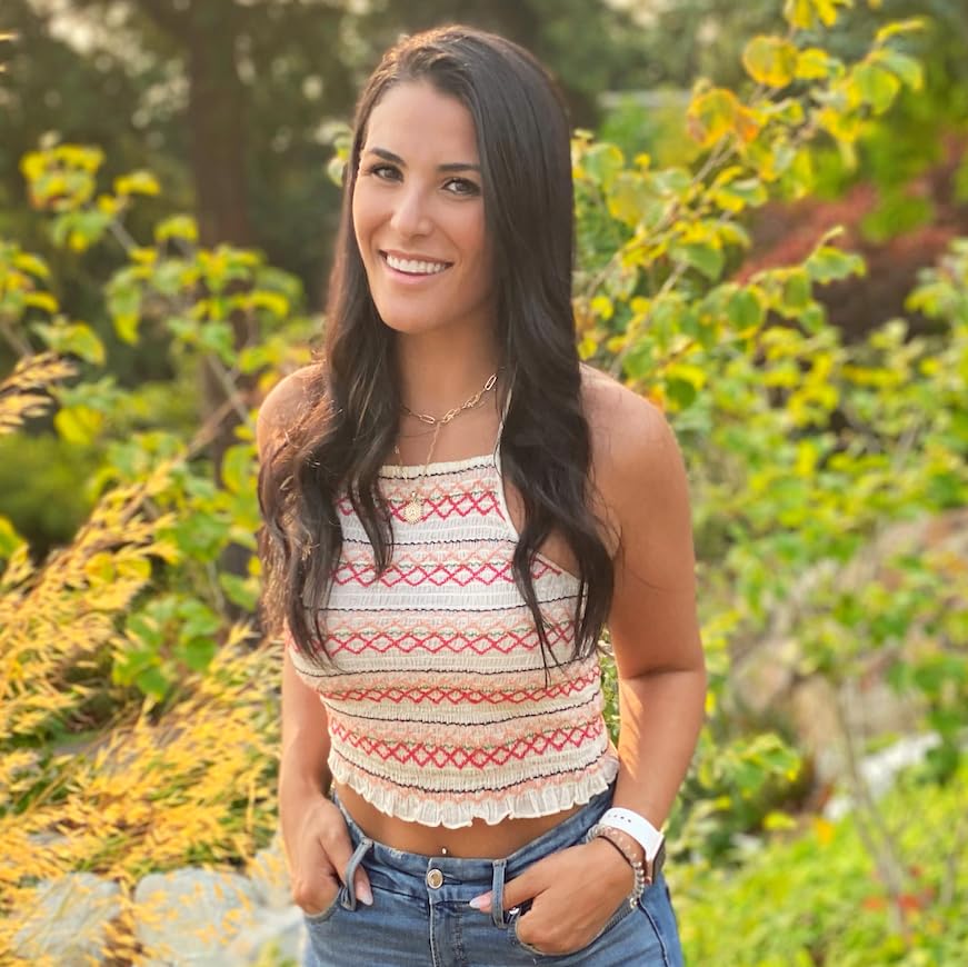 Aiya Raslan's Amazon Page