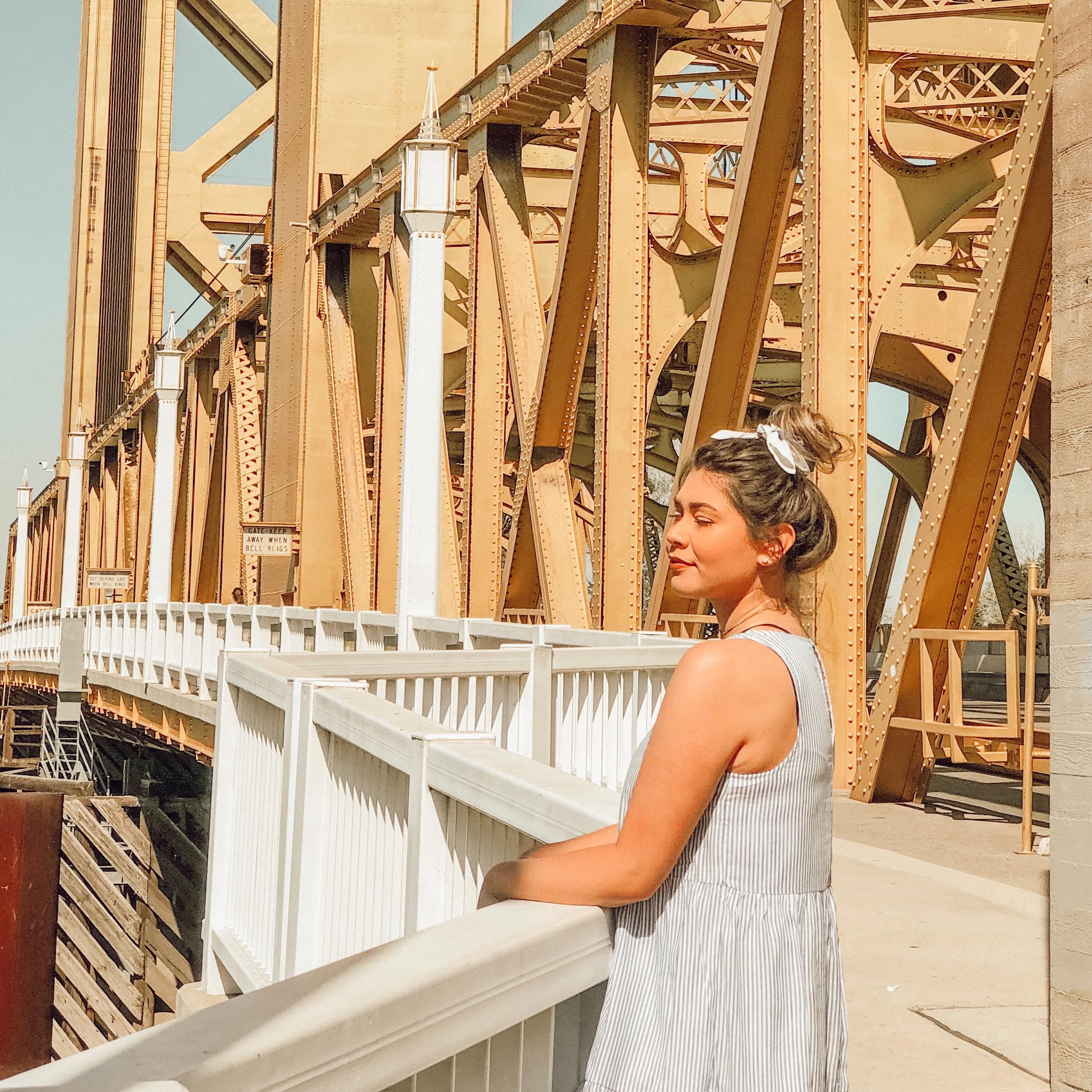 Alondra Cortes's Amazon Page