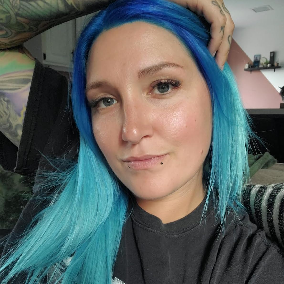 Amanda Schneider's Amazon Page