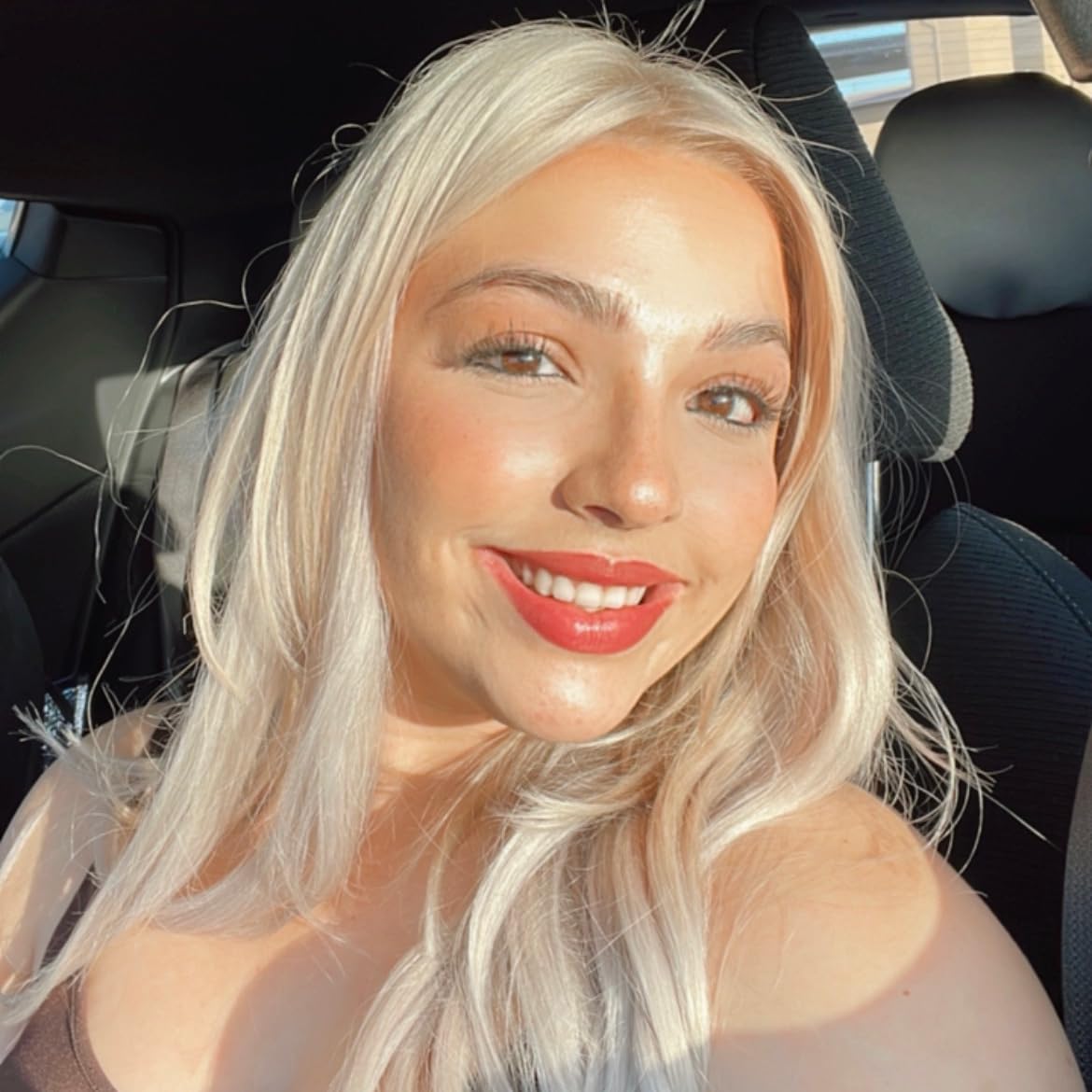 Ariana's Amazon Page