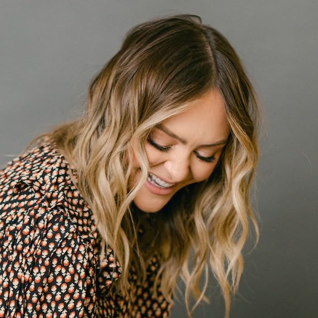 Ashley Burns Kavin's Amazon Page