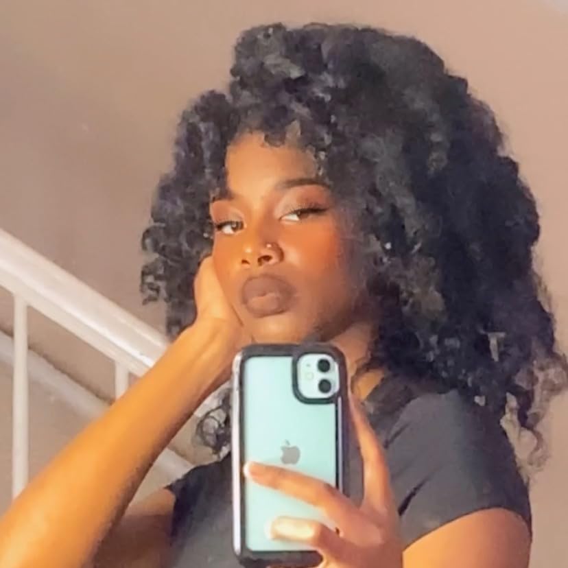 Bella Lynn's Amazon Page