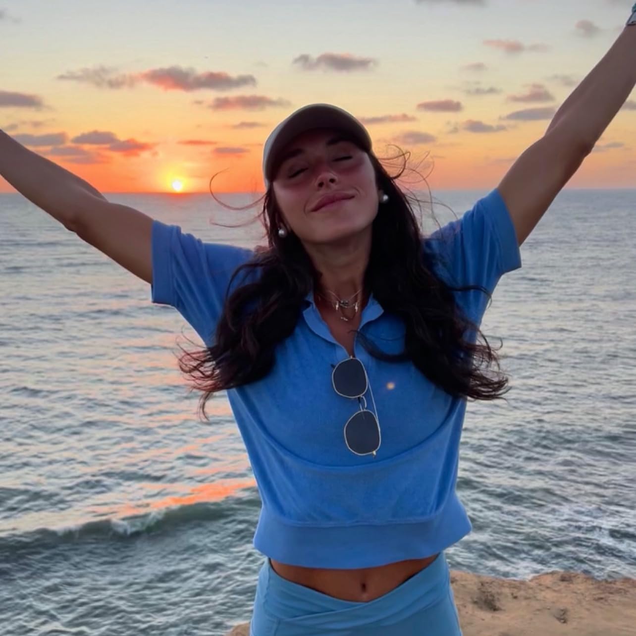 Bella Alampi's Amazon Page