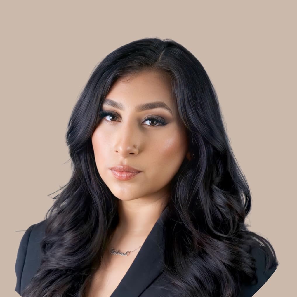 Yalissa H.'s Amazon Page