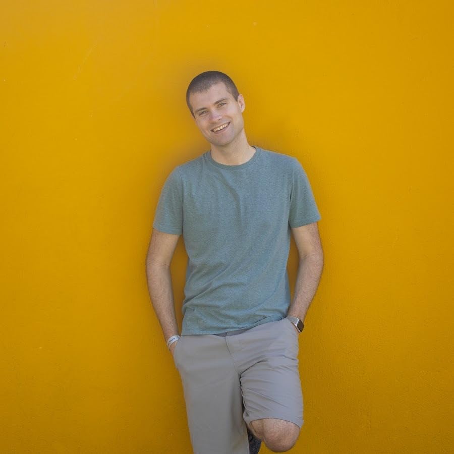 Chris ⛺️ 🚣‍♀️ 📷 🖥's Amazon Page