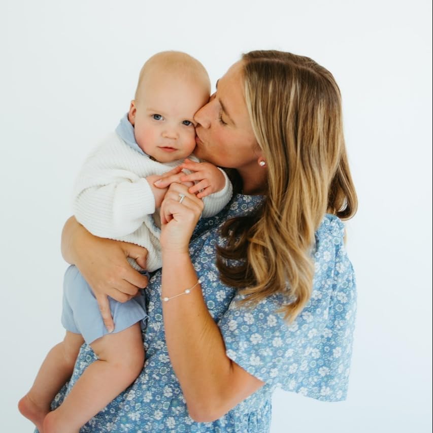 Courtney F.'s Amazon Page