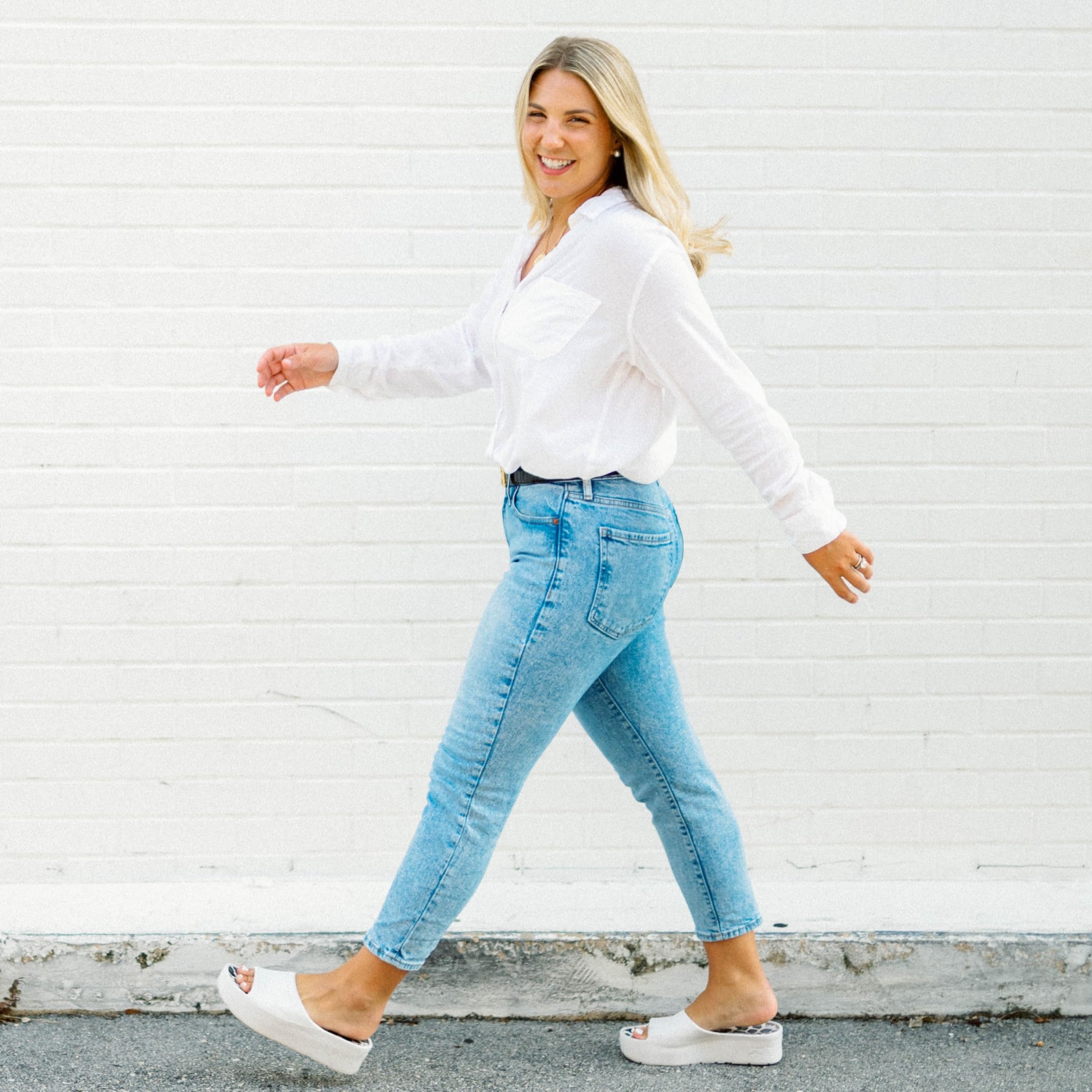 Courtney Kennedy Hackett's Amazon Page