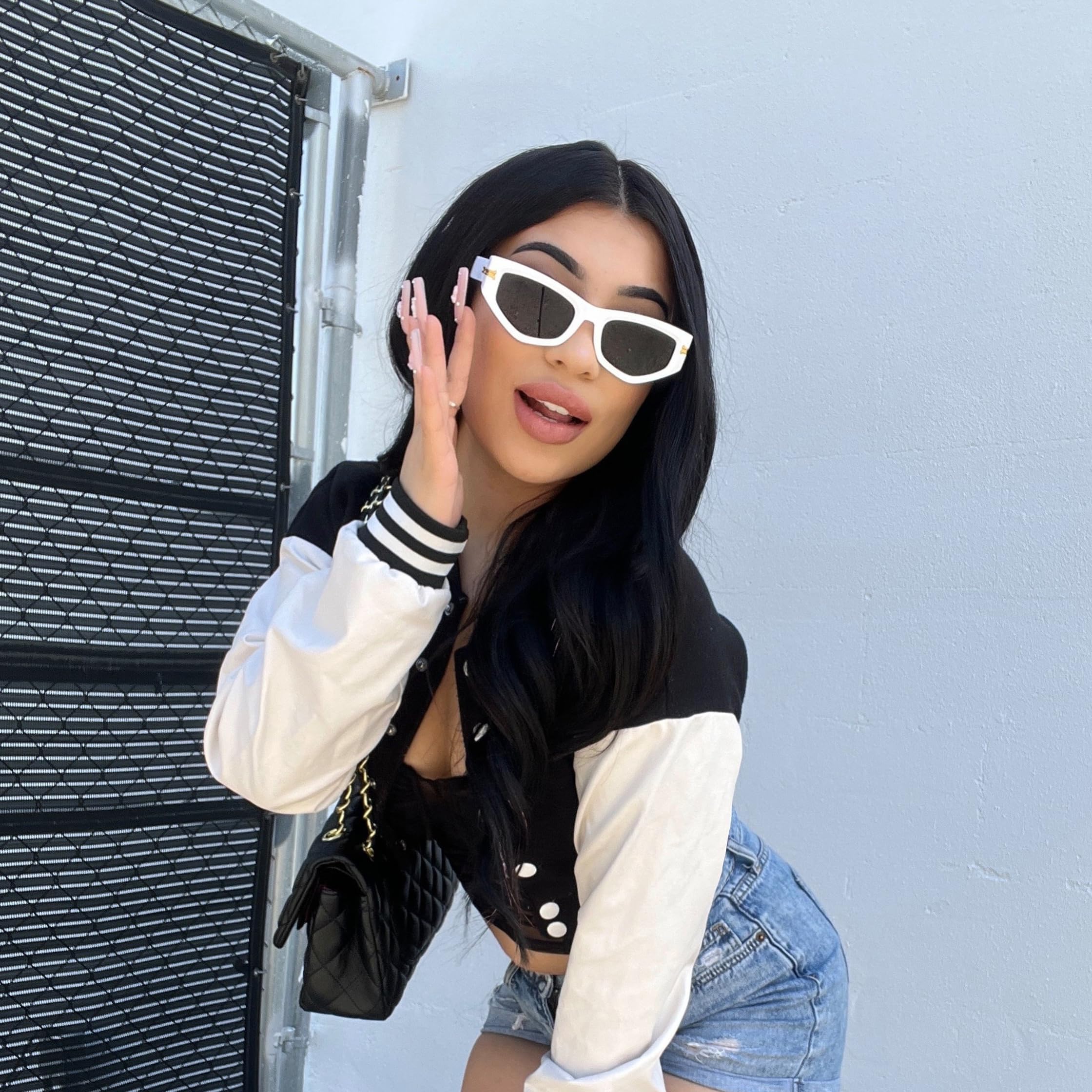 Darlene Ramirez's Amazon Page