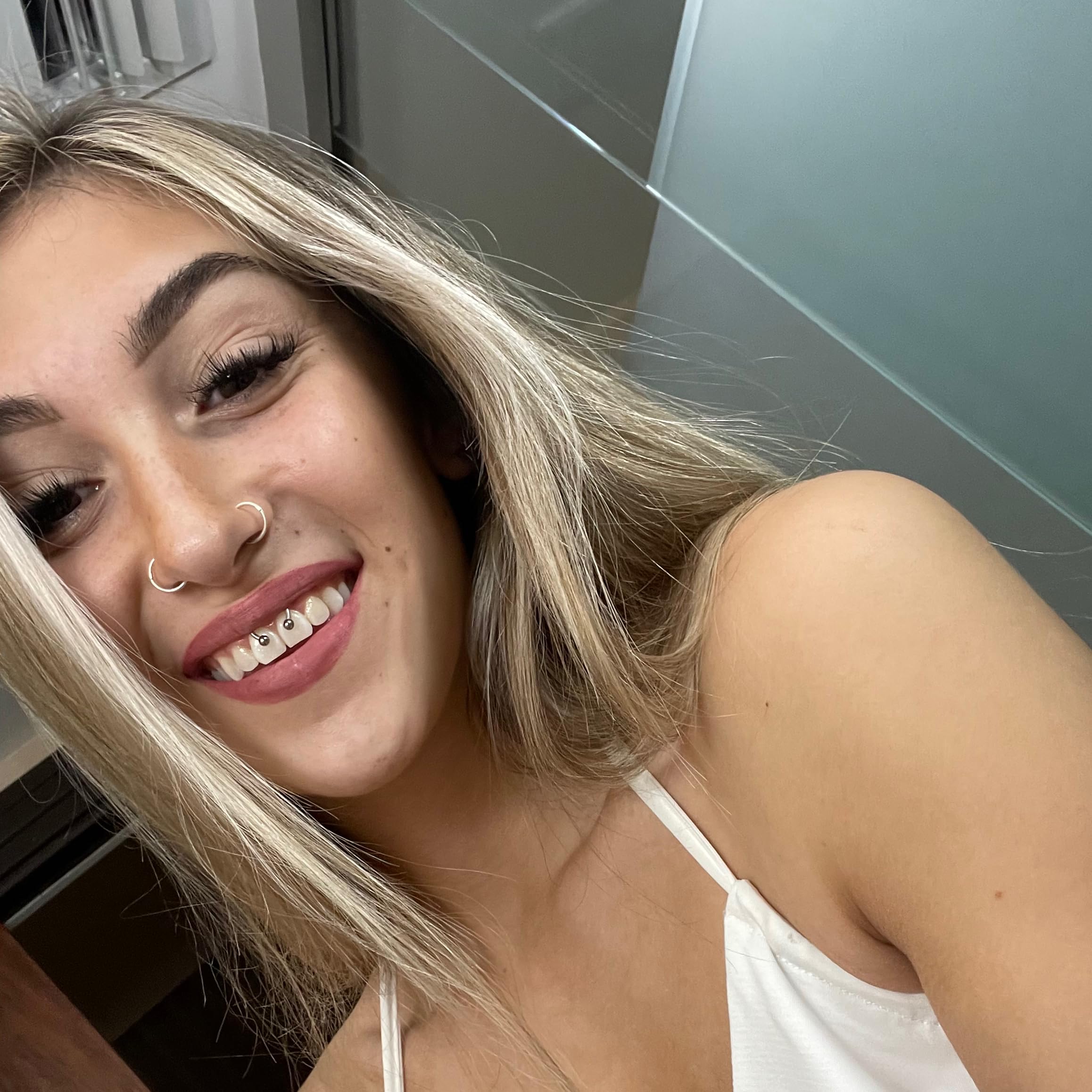 Delaney Johnson-Lyon's Amazon Page