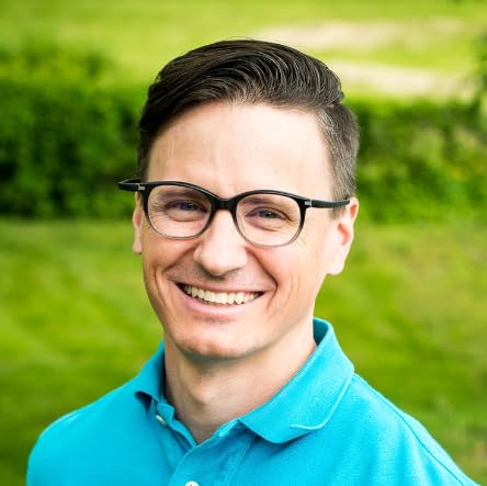 Dr. Jon Saunders's Amazon Page