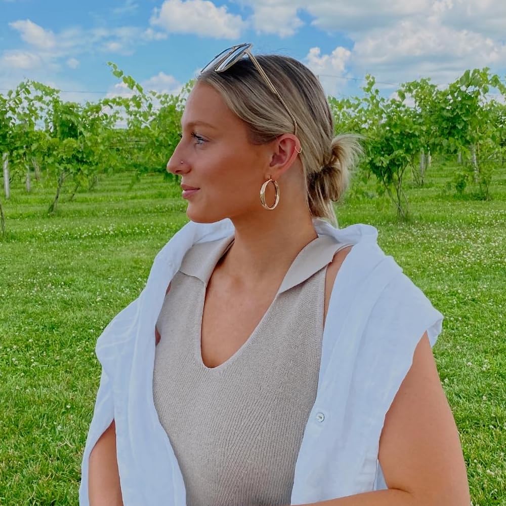 Elle Blaney's Amazon Page