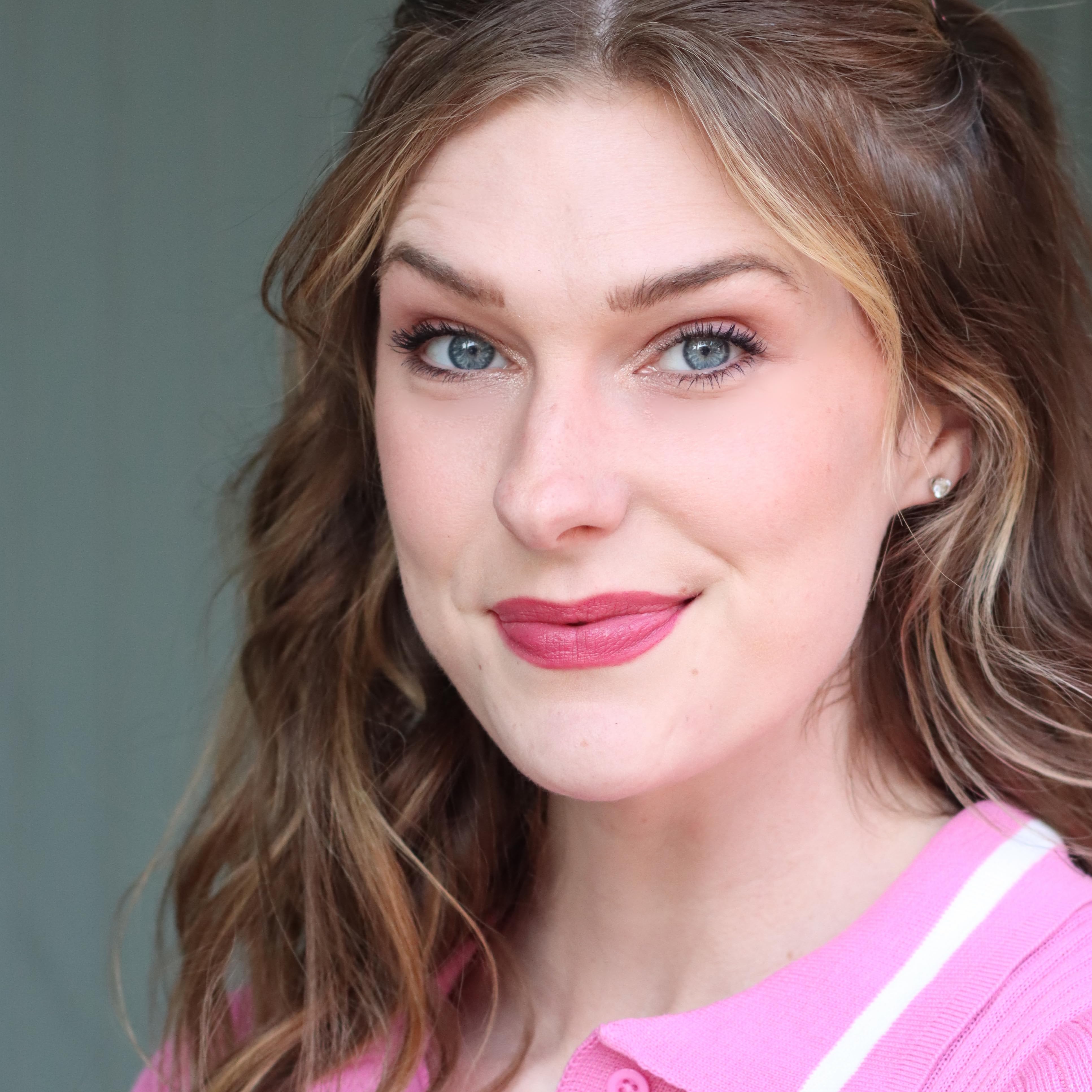 Emma.Elliott.Official's Amazon Page