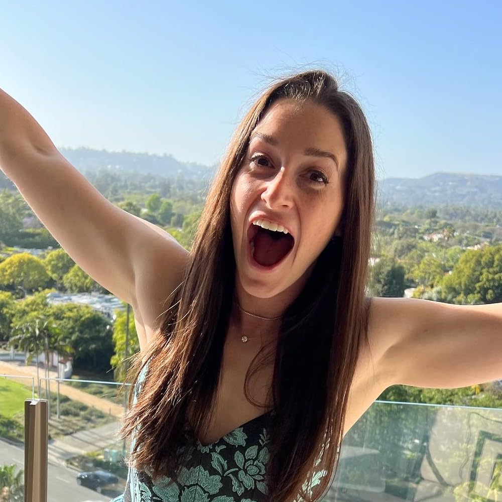 Tess Levin's Amazon Page