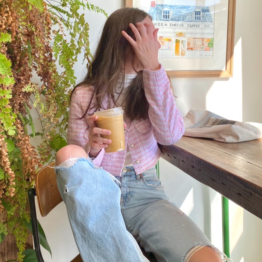 Gwenyth Caroline's Amazon Page