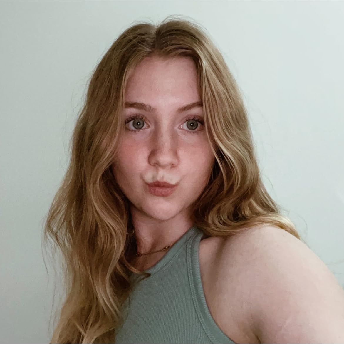 Hailea Bennett's Amazon Page