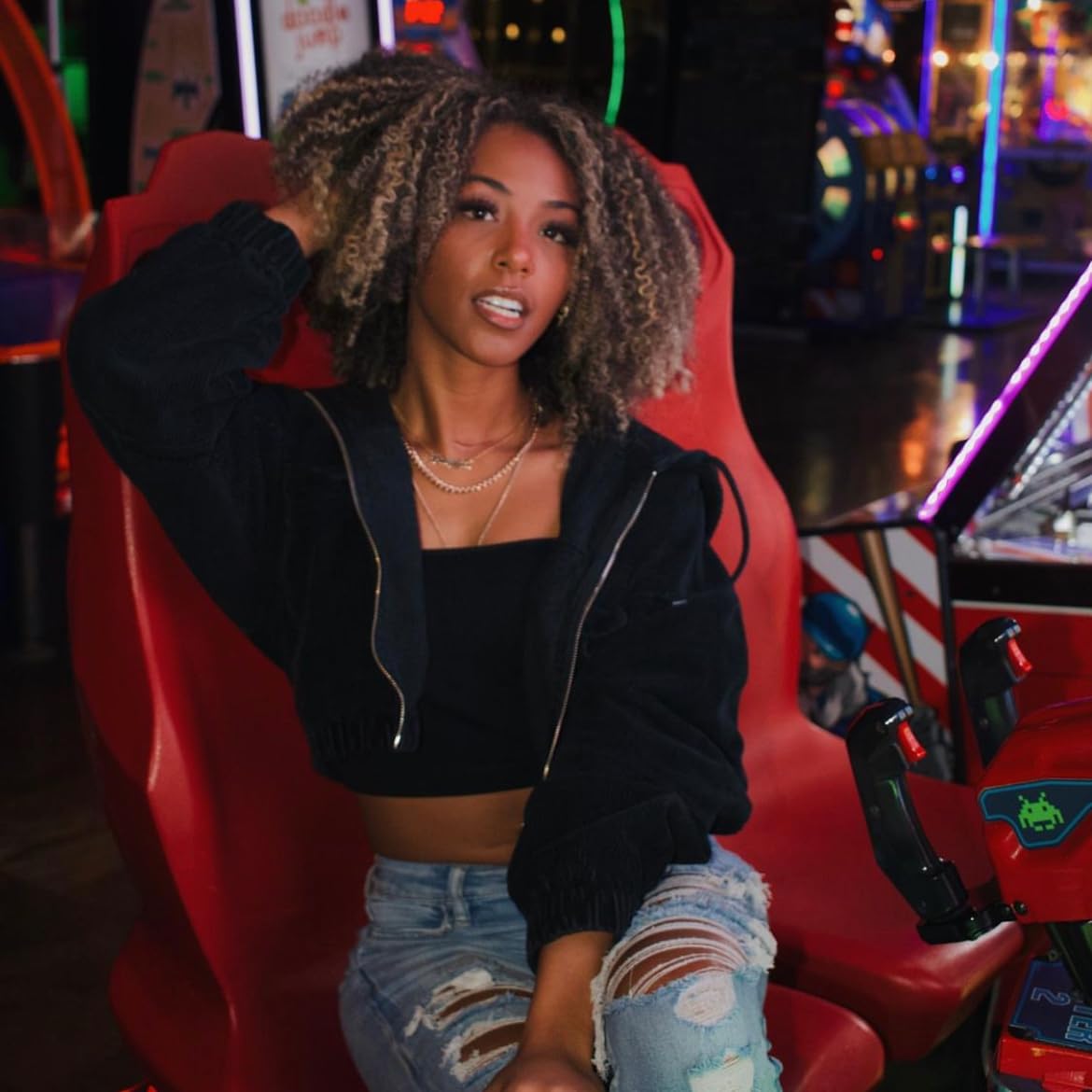 Alexis davis's Amazon Page